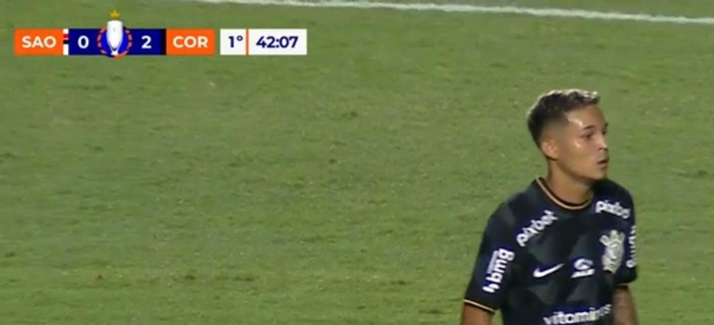 Os dois gols de Adson contra o SPFC foram em lindos lances; assista