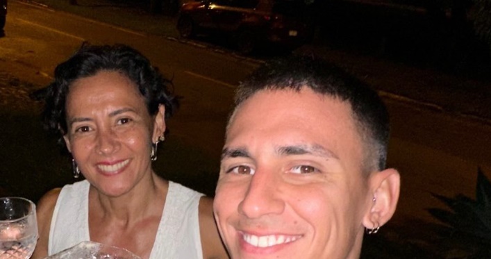Foto natalina de Rojas viraliza entre torcedores corinthianos e adversários Foto natalina de Rojas viraliza entre torcedores corinthianos e adversários
