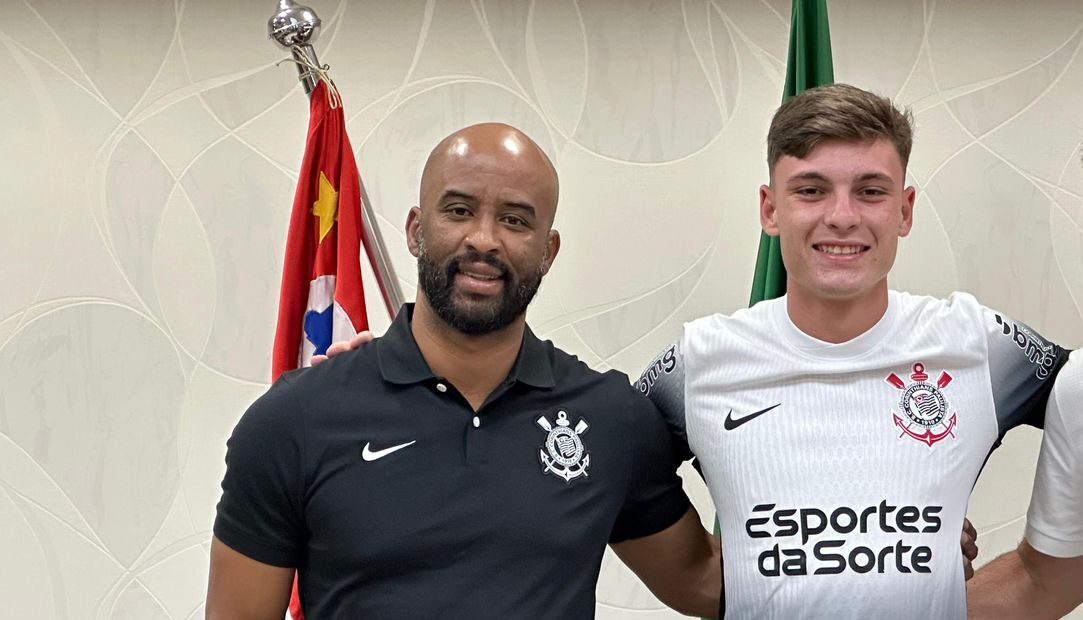 Arsenal entra em contato com o Corinthians por Bidon: "86 milhões de ...